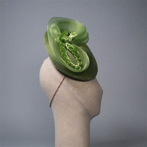 Simone ~ Green Millistarr