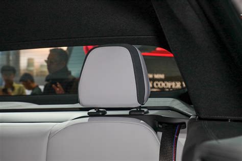 【宝马m4m4 敞篷轿跑车 M Xdrive 雷霆版图片 汽车图片大全】 易车