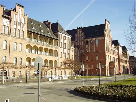 フンボルト大学ベルリン Wikipedia