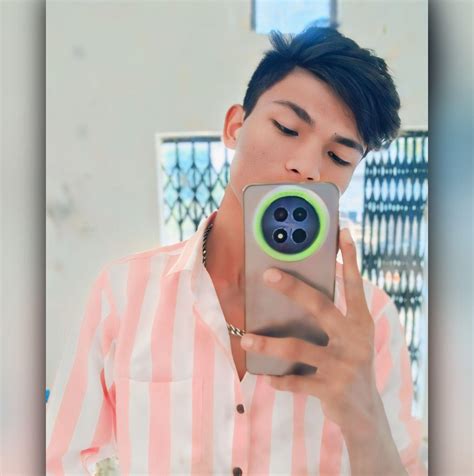 Trending On Instagram With Vn Code 🏵️🏵️🏵️🌿 Apnanoor Akhil01 ЖИЗНЬ ногти