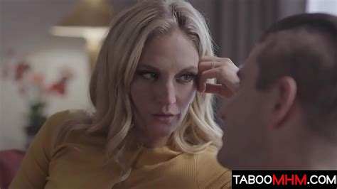 Sex Mit Einem Bösen Jungen Ist Immer Besser Und Diese Stiefmutter Wird