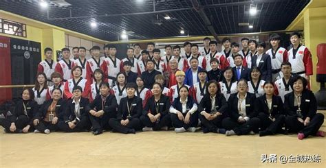 跆拳道大师云集跆爵会 跨国交流助力跆拳道发展 每日头条