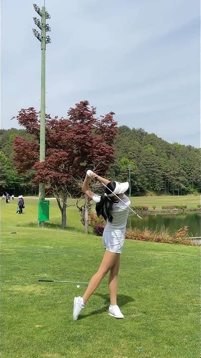 백스윙부터 상하체 회전 완벽한 스윙🥰😍😘 골프스윙 골프 Golfswing Golf 골프연습 프로골퍼 드라이브스윙 Golflife 골프레슨 아이언스윙