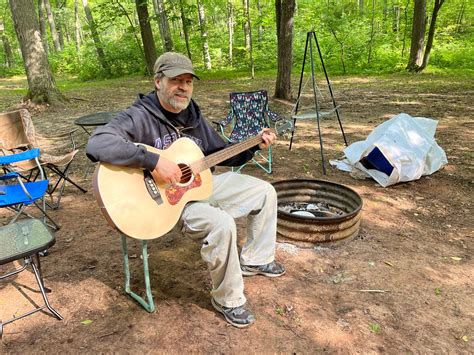 I Went For The Bass Acoustic Fretless Drop B And Humidification Gear BassBuzz Forum