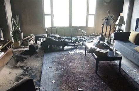 گیر افتادن دختر ۱۴ ساله در میان شعله‌های آتش آتش‌سوزی یک آپارتمان در سعادت‌آباد تهران عکس