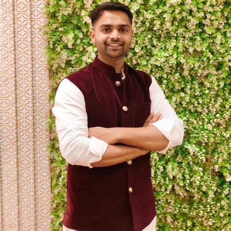 Reeyaj Altaf Patel 👑 Riyajpatelbolte • Threads Say More