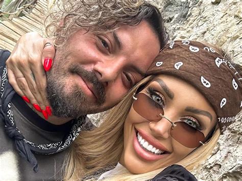 Точно като в Хелс китчън Теодор на Джулиана Гани имитира шеф Ангелов Звезди Woman Bg