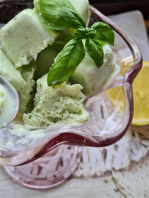 Сладолед од босилек Moirecepti