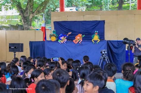 Pia Pia Puppet Theater Nagpasaya Sa Taytay Palawan