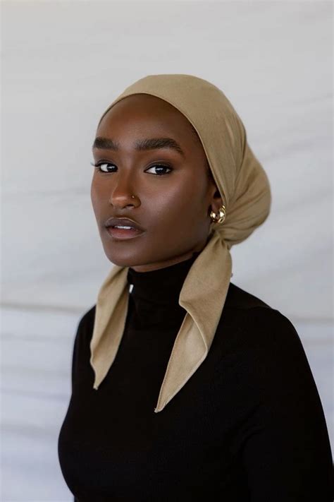Different Types Of Head Coverings Head Scarf Styles Headscarf Hijabi