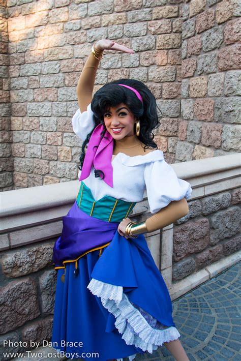 Esmeralda Disney Cosplay