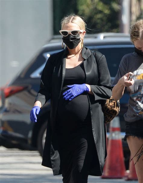 Pregnant Ashlee Simpson At Gelsons Market In Los Angeles Hawtcelebs