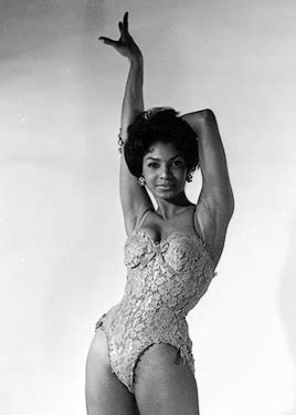 Vintagegal Black Pinup Nichelle Nichols Vintage Black Glamour