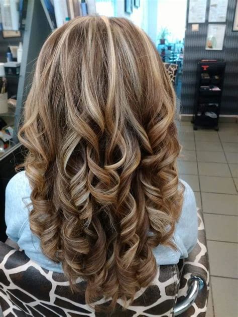 Боядисване на коса с боя на клиента или кичури с фолио плюс кератинова маска и оформяне