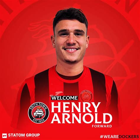 Erith Town Sign Exciting Forward Henry Arnold Erith Town Fc
