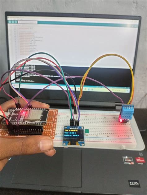 Wokwi Iot Esp32 Embeddedsystems Dht11 Oleddisplay Innovation