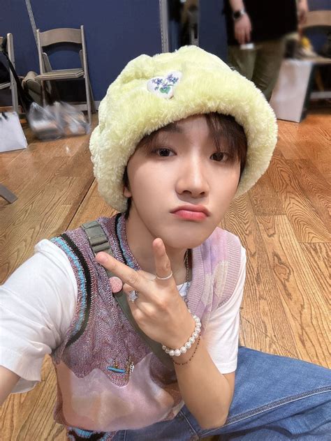 BOYNEXTDOOR twt on Twitter 안녕하세요 여러분 좋은 아침이에요 오늘 아침 저 보면서 힘내시라고 왔답니다 ㅎㅎ 어제 너무 고생 많았고 오늘도 같이