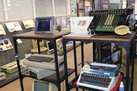 In Beeld Duik Mee In De Computergeschiedenis Bij It Expert Vanmarcke