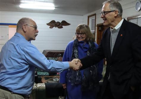 West Seattle Blog Video Governor Visits West Seattle To Honor Keith Hughes As ‘washingtonian