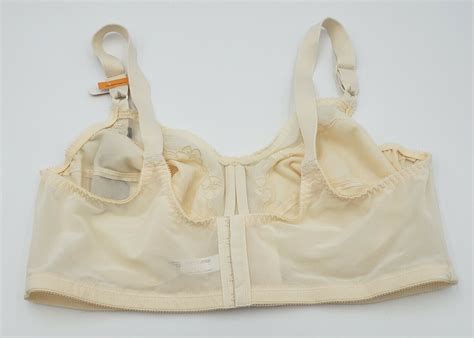 Bali Womens Comfort U Flower 44dd Full Figure Bra Light Beige Df0180
