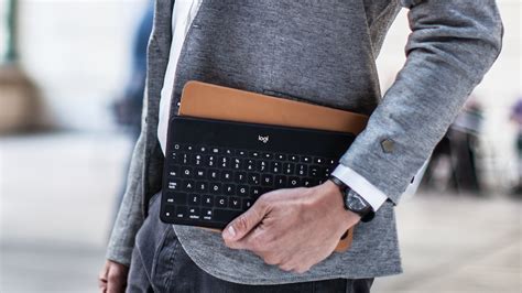 Logitech Keys To Go Portable Wireless Keyboard For Ios Android And Windows