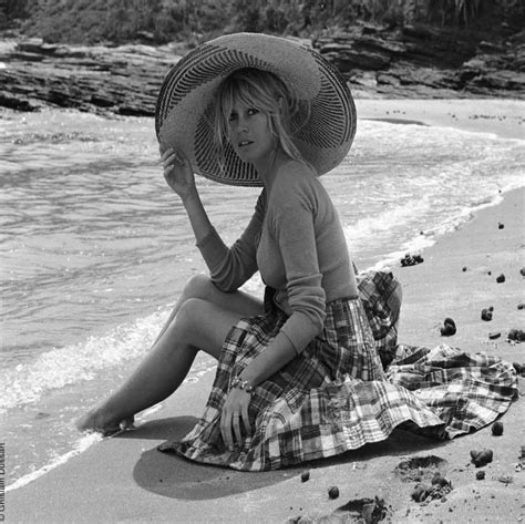 Brigitte Bardot Et Saint Tropez Une Histoire Damour Iconique
