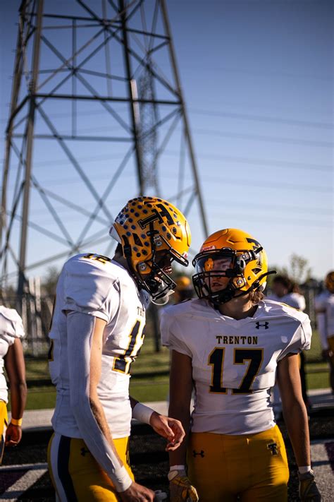 Photo Gallery Football Trenton Vs Brownstown Woodhaven The News Herald