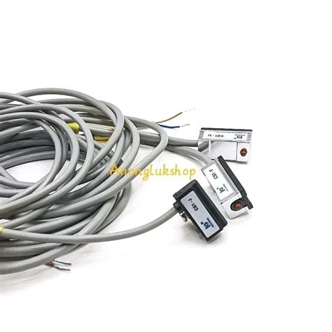 ราคาต่อ 1ตัว 👉👉 Cs1 J Cs1 U Cs1 F Cs1j Cs1u Cs1f สวิตช์แม่เหล็ก 2สาย 5