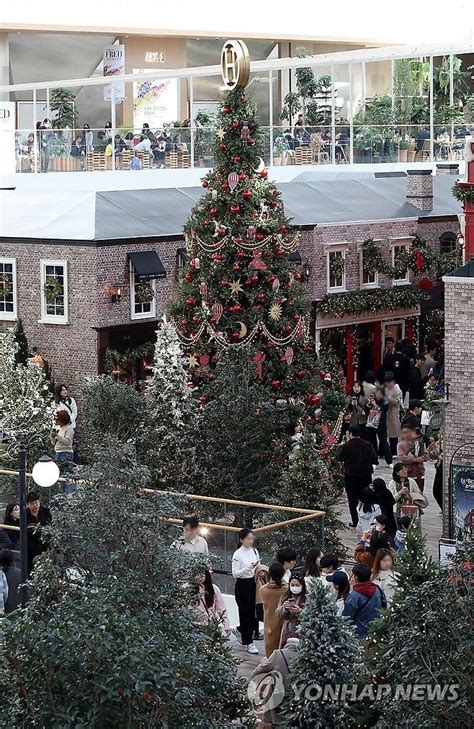 휴일 동화 속 크리스마스를 느껴요