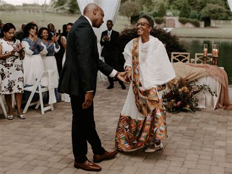Mother Of The Groom Etiquette A Guide To Rocking Your Role