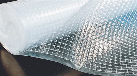 Гидроизоляция пола под стяжку цена за м2 в Москве от бригады Петровчи