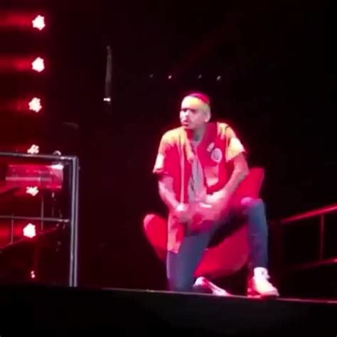 Welcome To Chitoo S Diary Hilarious Check Out What Chris Brown Did On