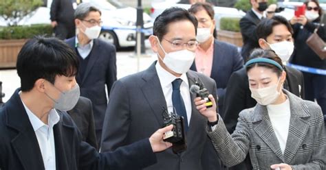 회장 이재용 절박한 삼성비장한 대관식