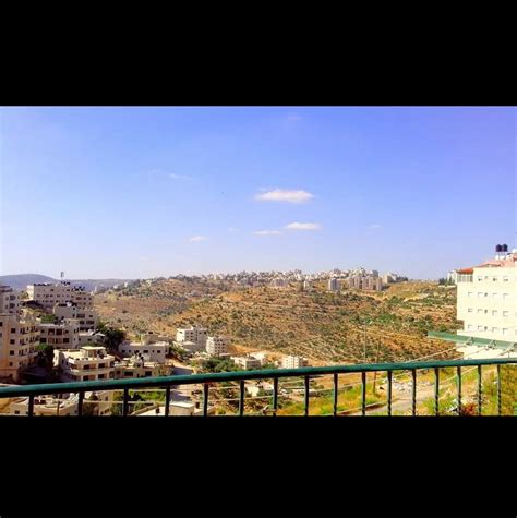 شقق وأراضي للبيع في بيتونيا