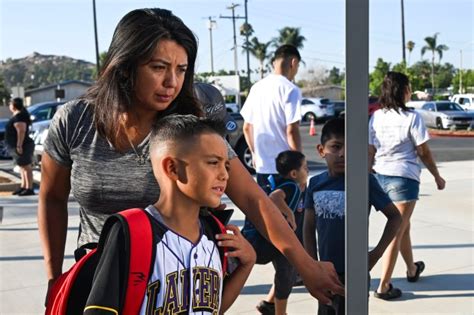 Riversides Casa Blanca Elementary School Opens As First Neighborhood