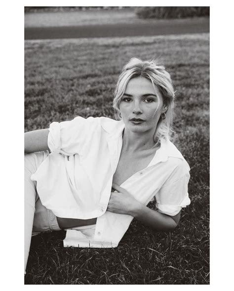 Stefanie Scott Image