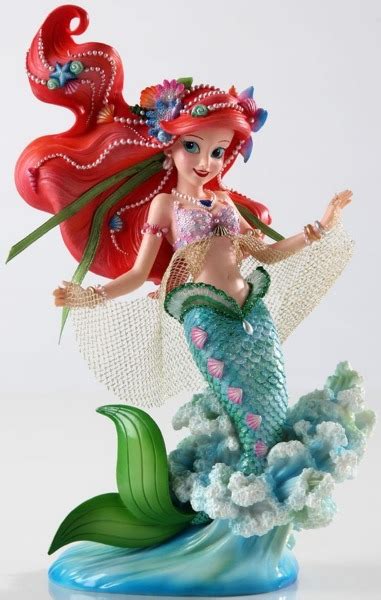 Disney Showcase 4037524 Ariel Figurine The Little Mermaid