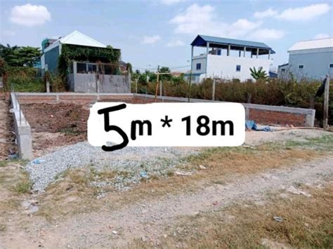 ផ្លូវ៦០m អុីអន៣ ផ្សារតាខ្មៅ ផ្សារ ព្រែកហូរ ហើយនូរជុំវិញសុទ្ធ តែបុរី និងមានសុវត្ថិភាព តំលៃ 18000