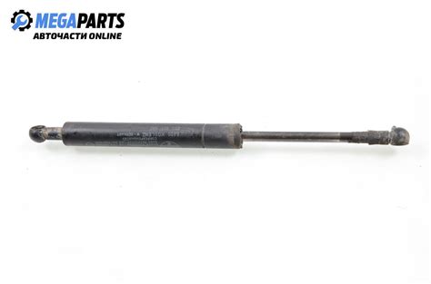 Амортисьор за багажник товарно пространство за Audi 80 Sedan B4 09 1991 12 1994 Цена 9 10