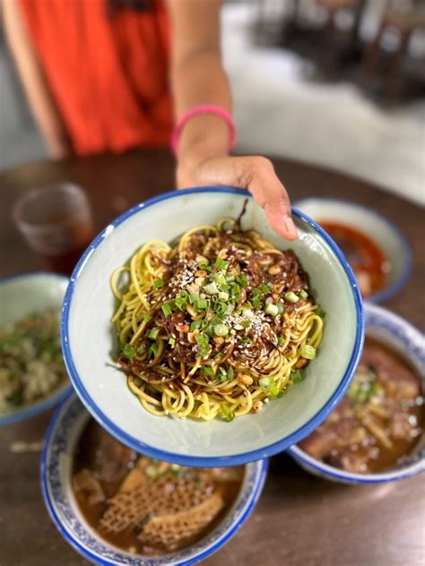 Best Beef Noodles In Pj Kim Yong Gee Malaysia Food And Travel