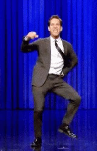 Paul Rudd Dancing  Paul Rudd Dancing Moves Discover And Share S