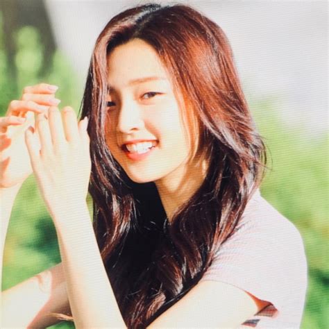 Preview Icon ©cb1026 Weeekly Soeun Big Puppies I Miss U