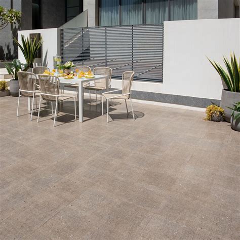 كونكروس بلاط خارجي أبيات