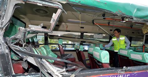 처참하게 찌그러진 강서구 사고 버스