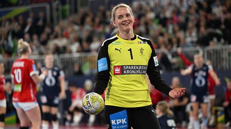 Solberg Redder Mesterlig Så Svarer Toft I Danmarks Mål Vgtv