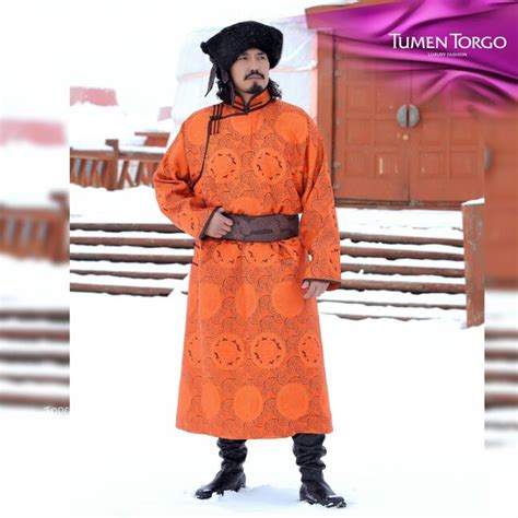 Дөрвөн хүчтэнтэй хүр хорхойн торгон дээл