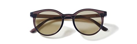 【付録】小顔効果抜群♡ コールマンの調光サングラス＆巾着ケースは絶対欲しい！【スウィート7月号】（2ページ目） Sweet Web 宝島社の雑誌スウィート（sweet）公式サイト