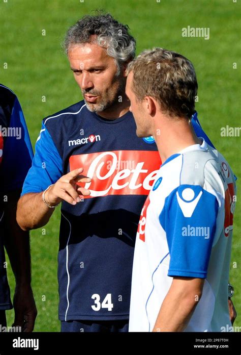 Ssc Napoli Head Coach Roberto Donadoni Left Talks To Erwin Hoffer
