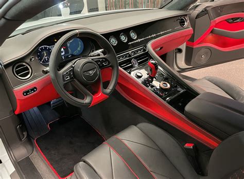 전 세계 18대 한정판 벤틀리 뮬리너 바투르 아태지역 중 한국 시장 최초 공개 디지틀조선일보디조닷컴