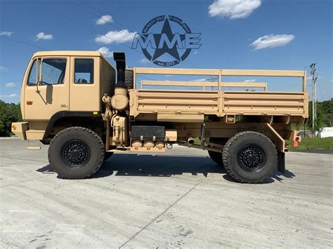 Stewart And Stevenson M1078a1 Lmtv 2 12 Ton Military Cargo W Hydraulic